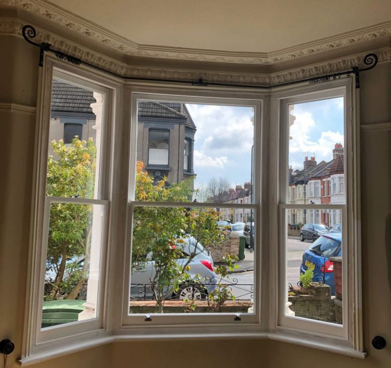 Installing double glazed sash windows and removing aluminium inserts ...
